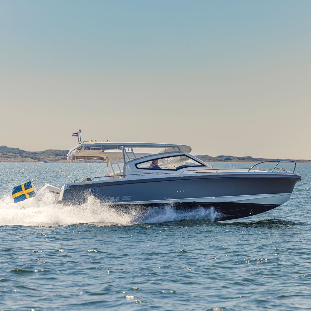 2025 Nimbus Weekender 9